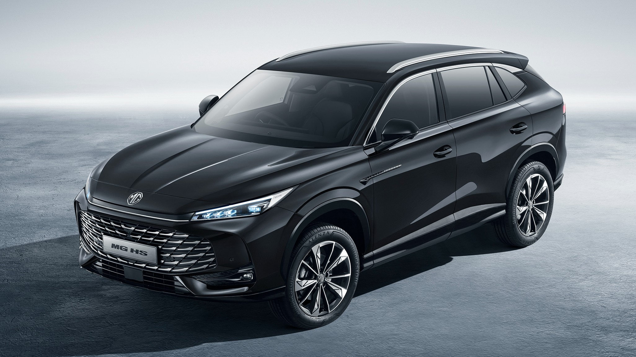 New MG HS compact SUV focuses on plug-in hybrid range | Automotive News ...